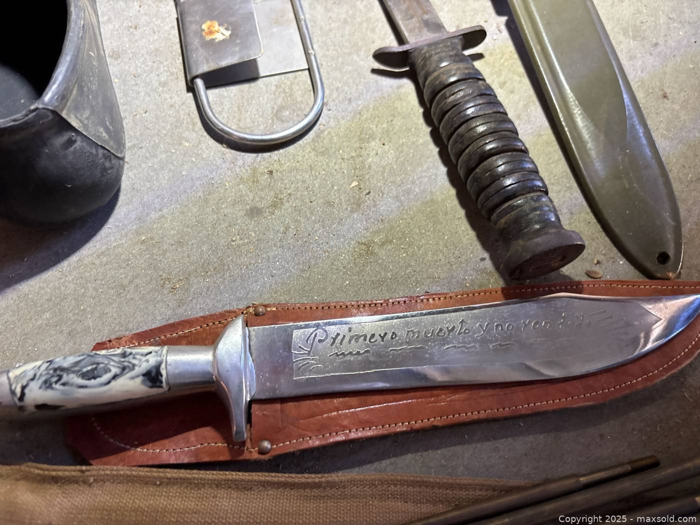WWII U.S. M3 Knife, Oaxaca Dagger, Diving Fins, Fish Stringer | Maxsold