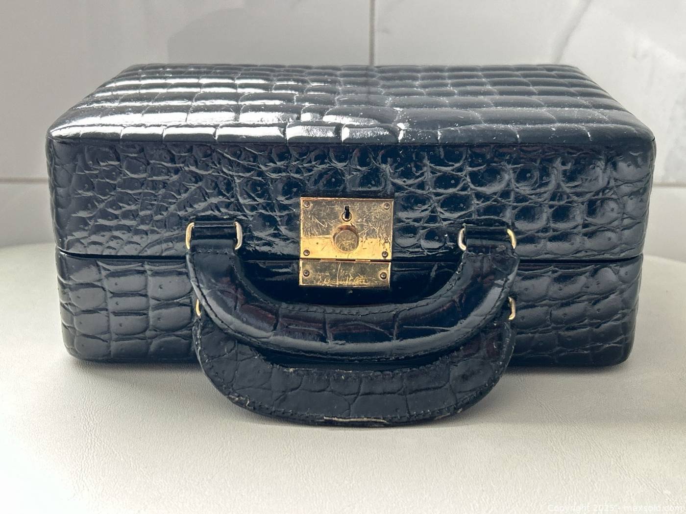 Navy faux crocodile jewelry train case | Maxsold