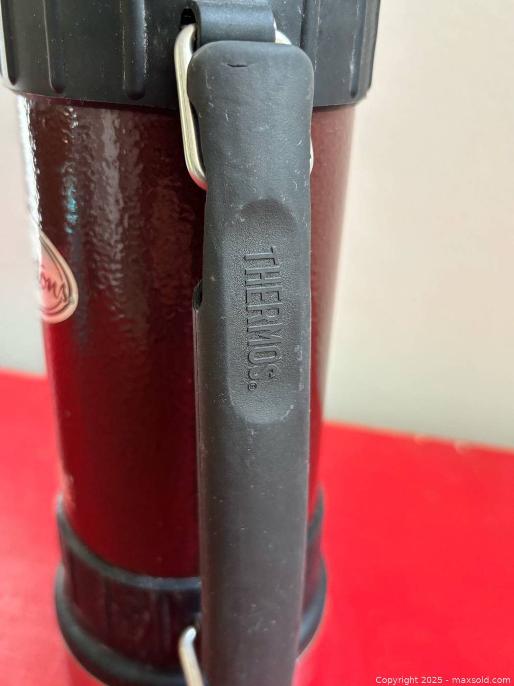 Thermos x Tim Hortons insulated flask | Maxsold