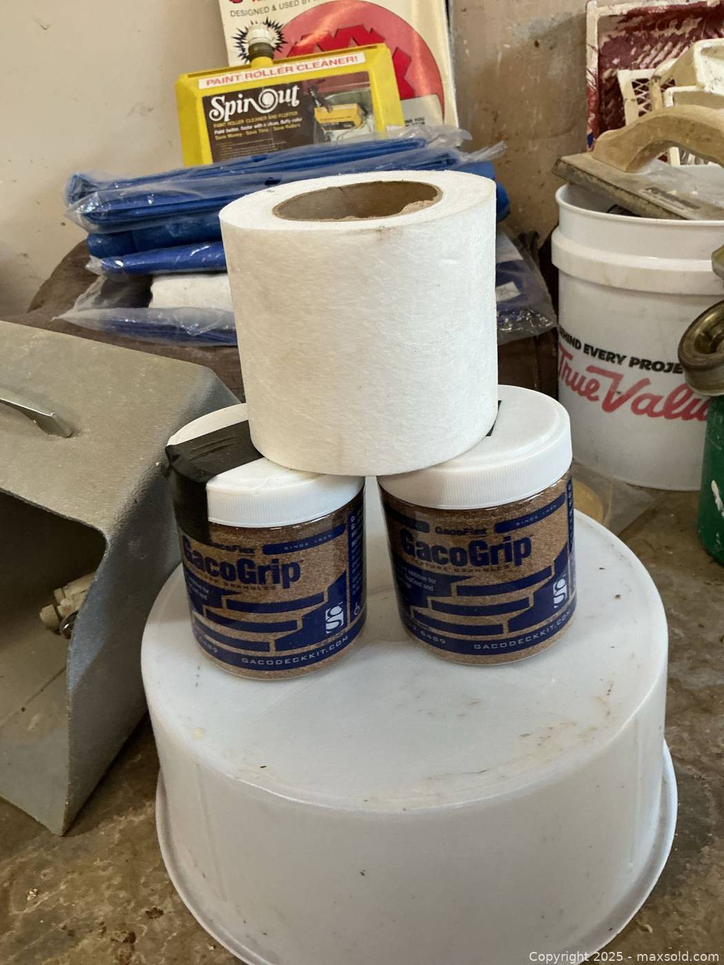 Painting and wall texturing tools & supplies | Maxsold