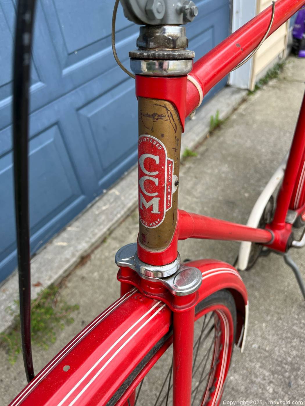 Vintage CCM 28" single-speed cruiser bicycle | Maxsold