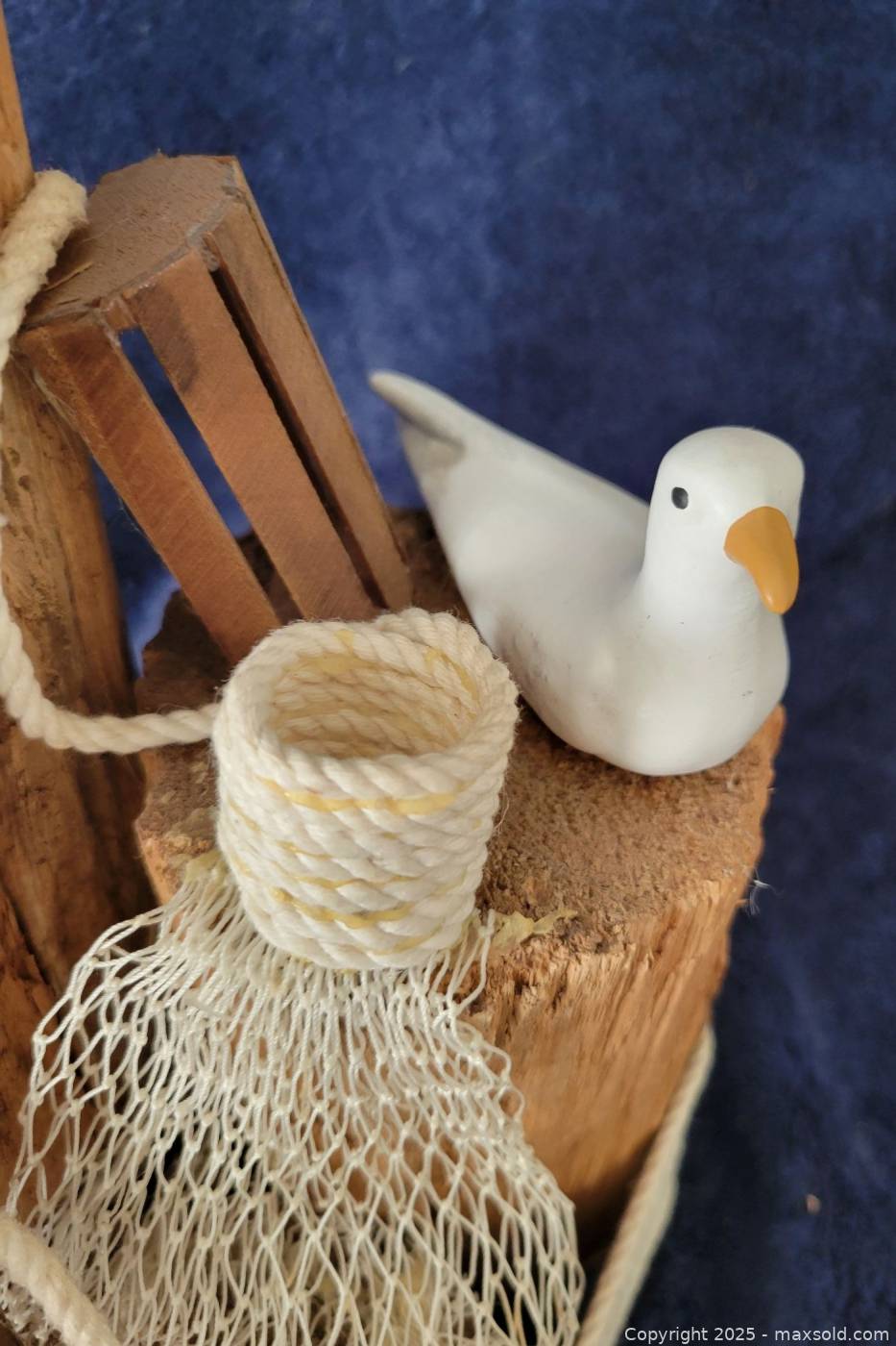 Ceramic seagull driftwood sculpture and shell chandelier | Maxsold