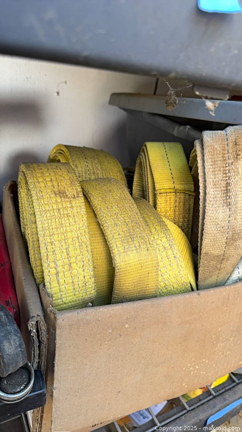 Strapping, spring clamps, rope, stakes and bins | Maxsold