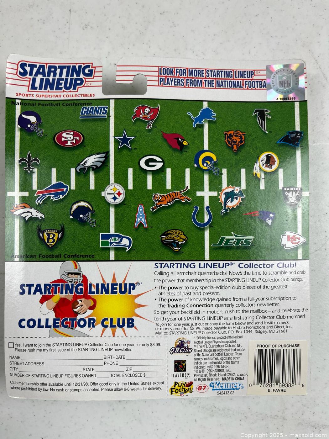 1997 Kenner Starting Lineup Brett Favre Figure | Maxsold