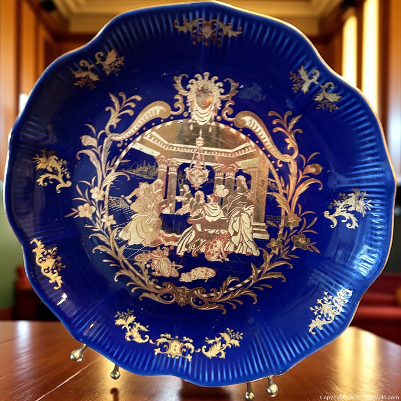 Limoges cobalt blue 22k gold courting scene plate | Maxsold