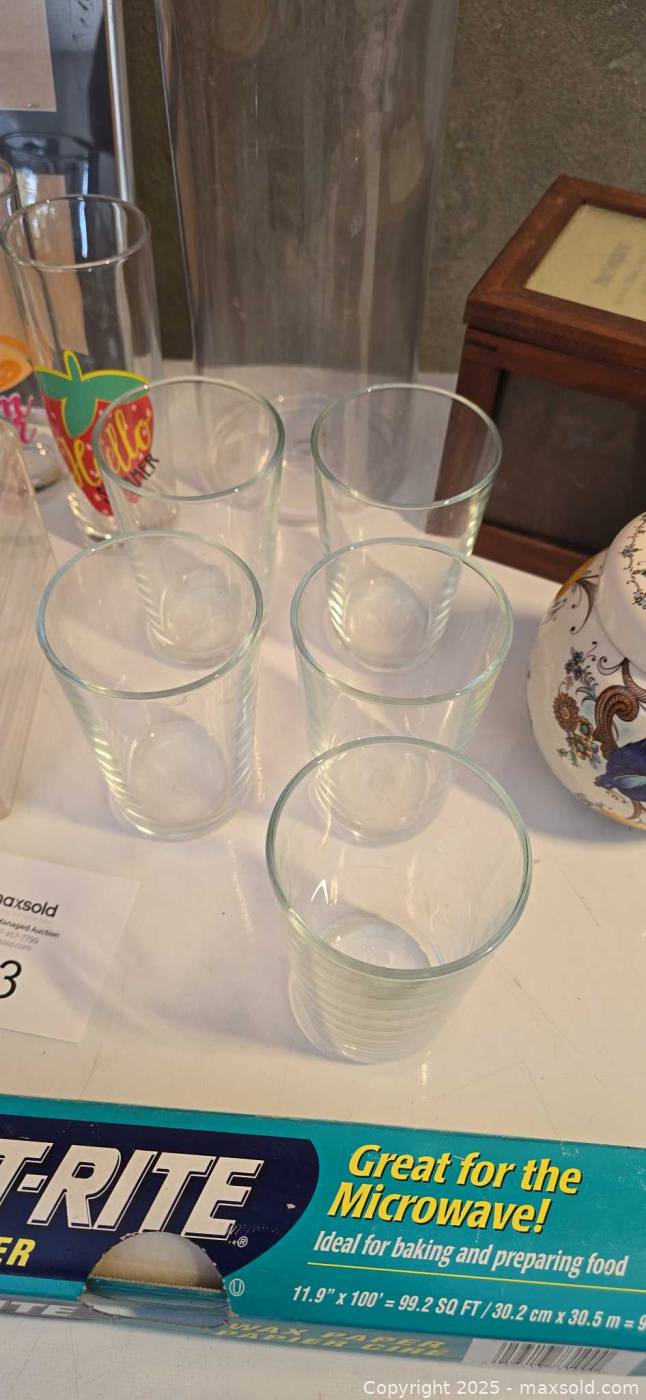 Kitchen glasses, pitcher, organizer and decor | Maxsold