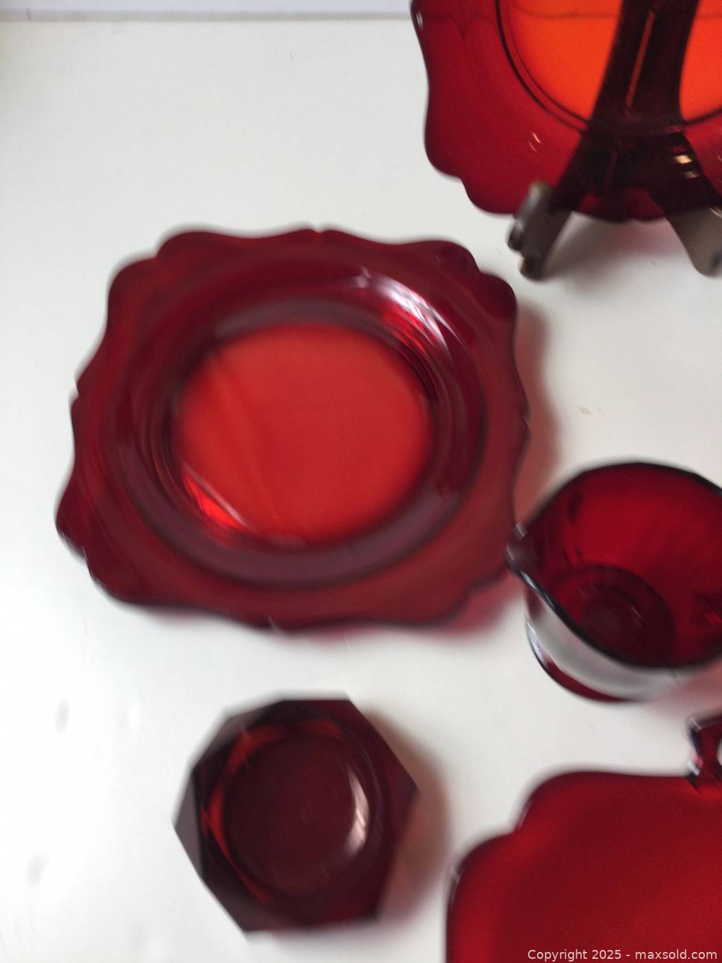 Vintage ruby red glassware, 13-piece set | Maxsold