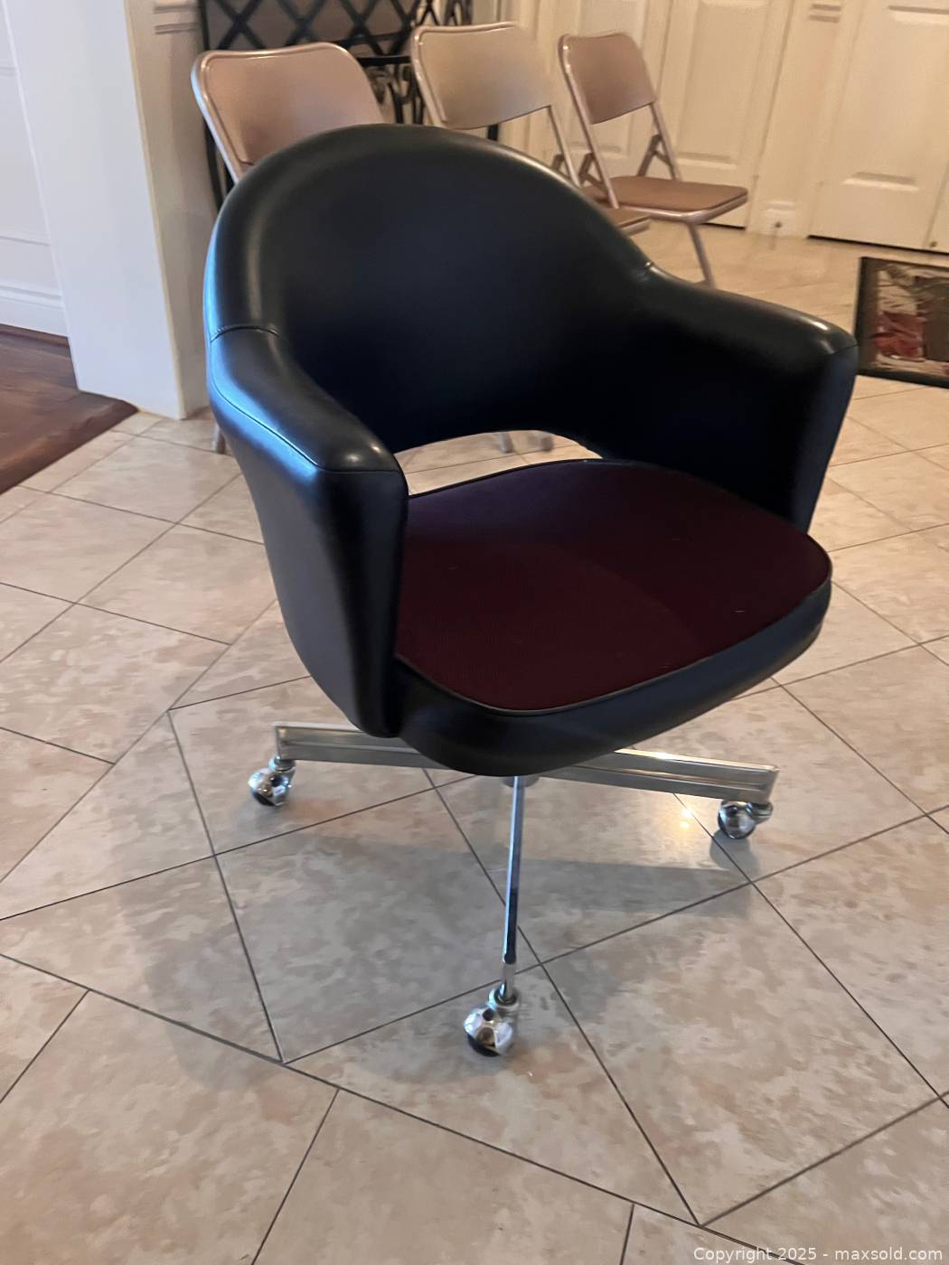 Vintage Nightingale Office Chair | Maxsold