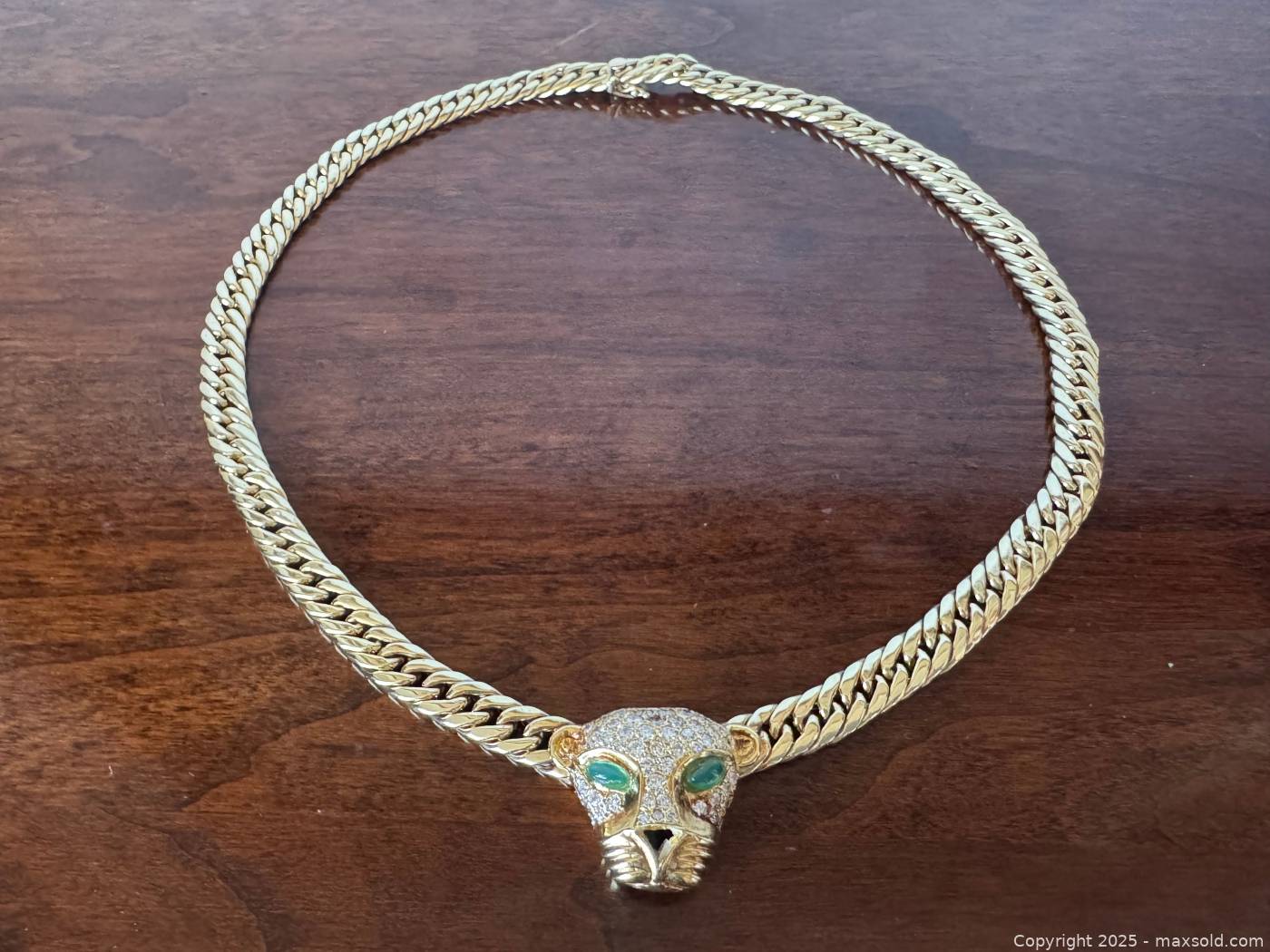 14K gold leopard necklace with diamond and emerald | Maxsold