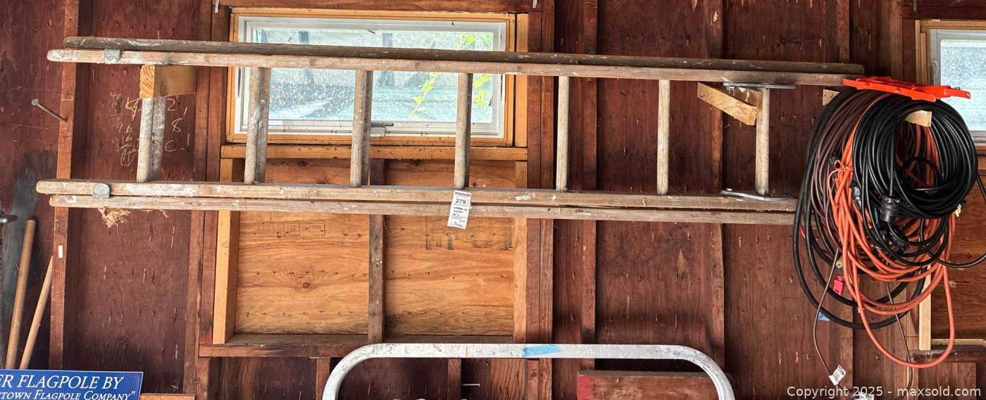 Wooden extension ladder with extension cords | Maxsold