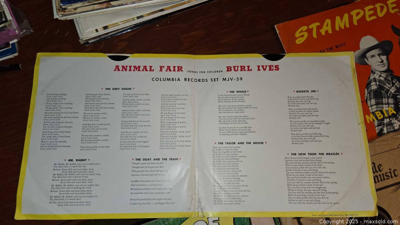 Vintage 78 RPM children’s record albums lot | Maxsold