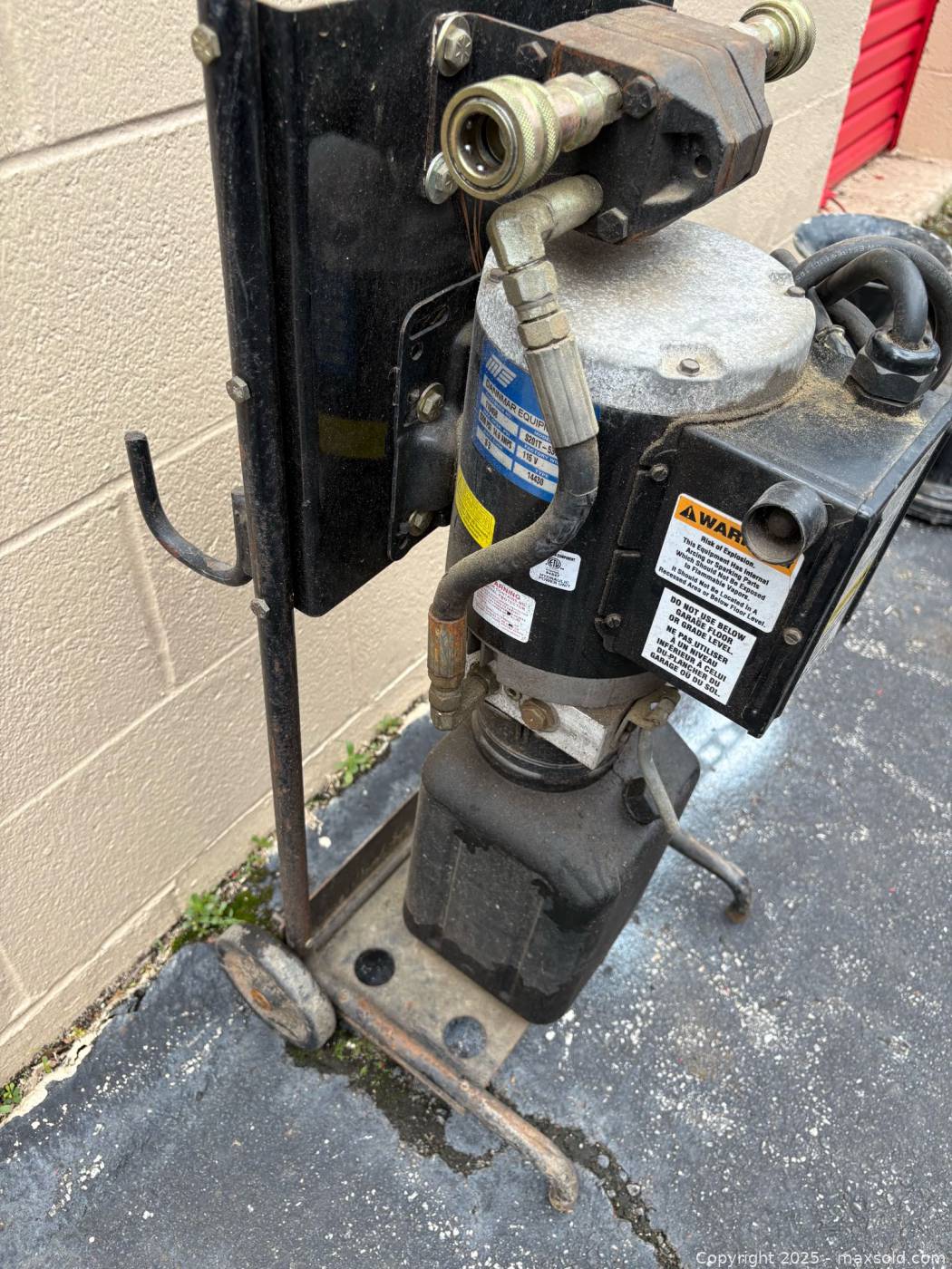 MaxJax hydraulic power unit | Maxsold