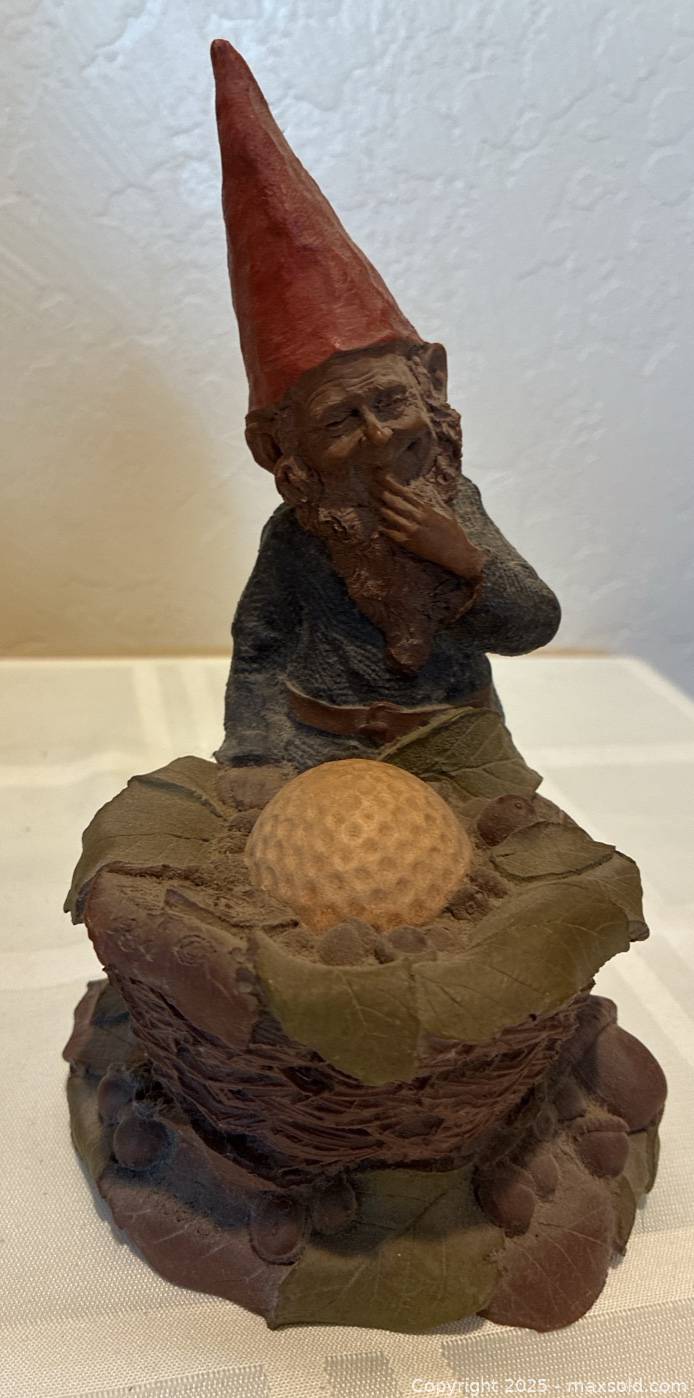 Tom Clark Cairn Studio golf & hockey gnomes | Maxsold