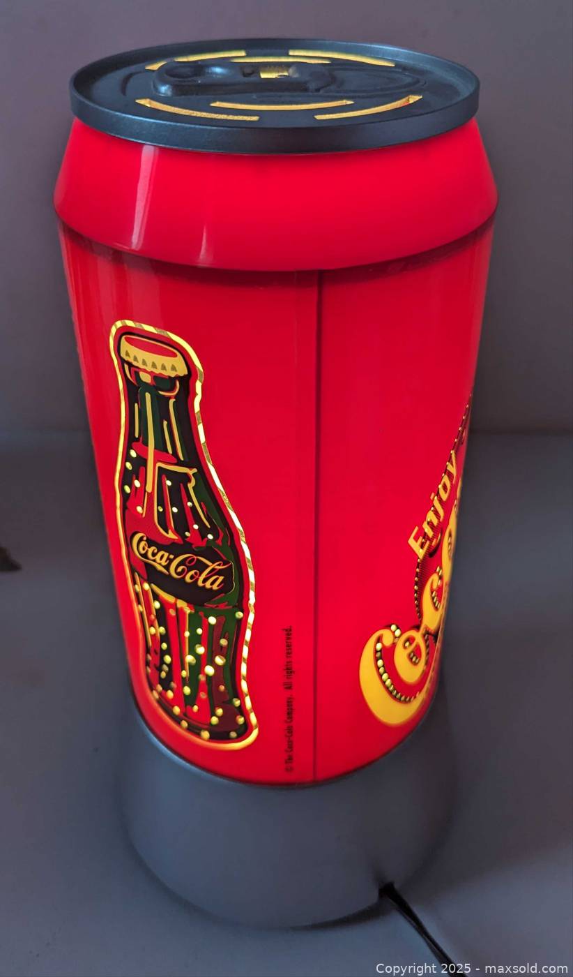 Vintage Coca-Cola Rotating Motion Table Lamp 12.5in | Maxsold