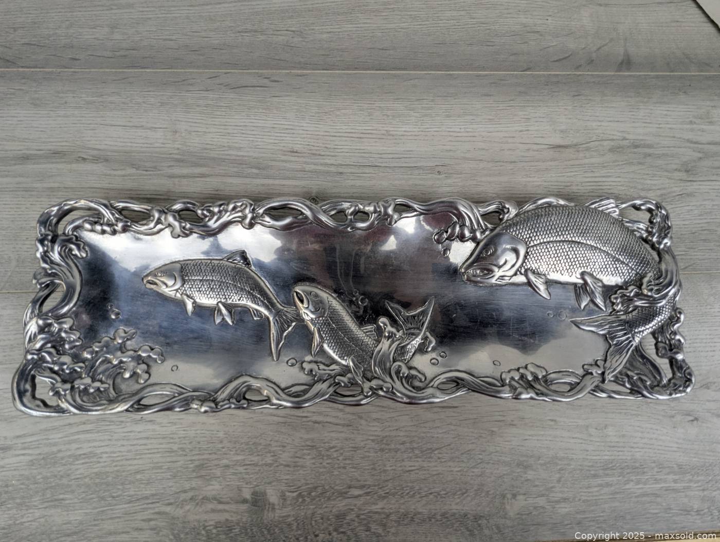 Arthur Court fish motif serving platter | Maxsold