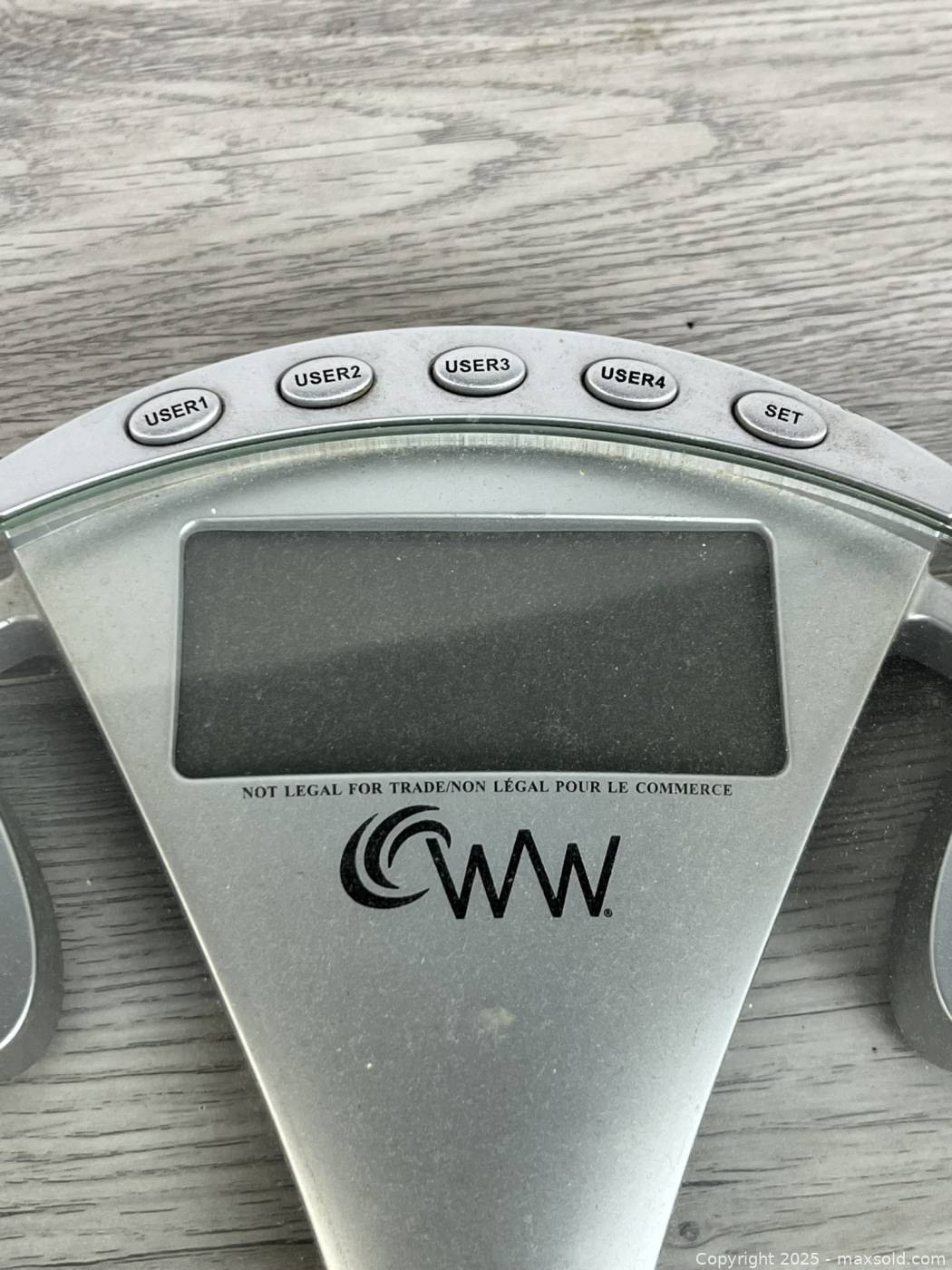 Weight Watchers WW43C digital bathroom scale | Maxsold