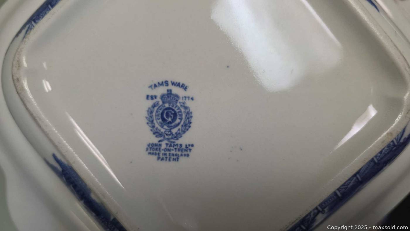 Flow Blue John Tams Willow porcelain bowls | Maxsold