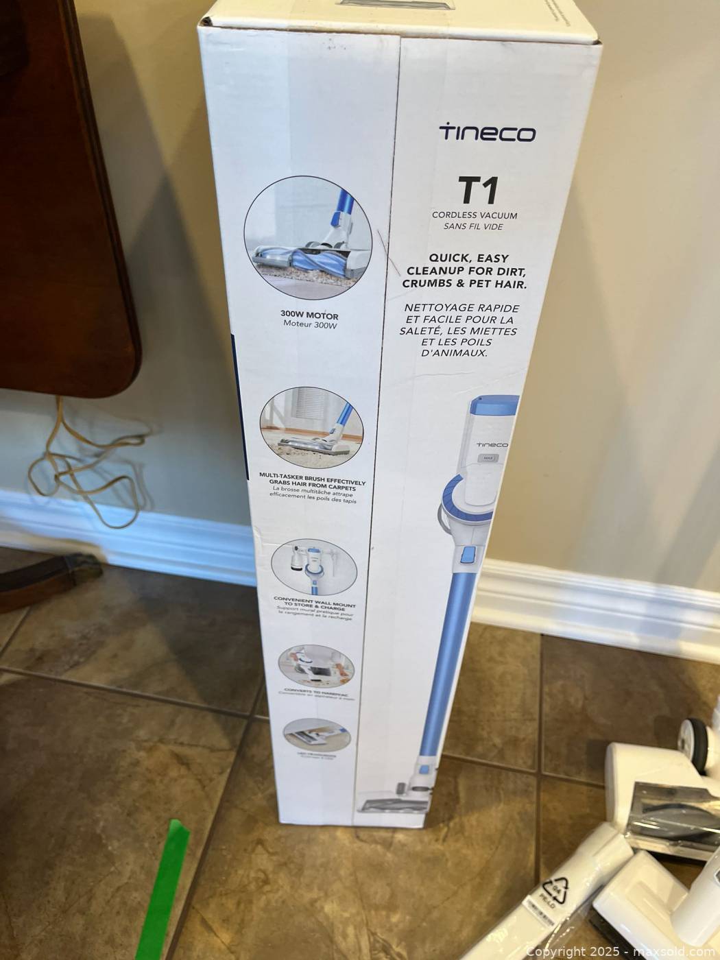 Tineco T1 cordless stick vacuum | Maxsold