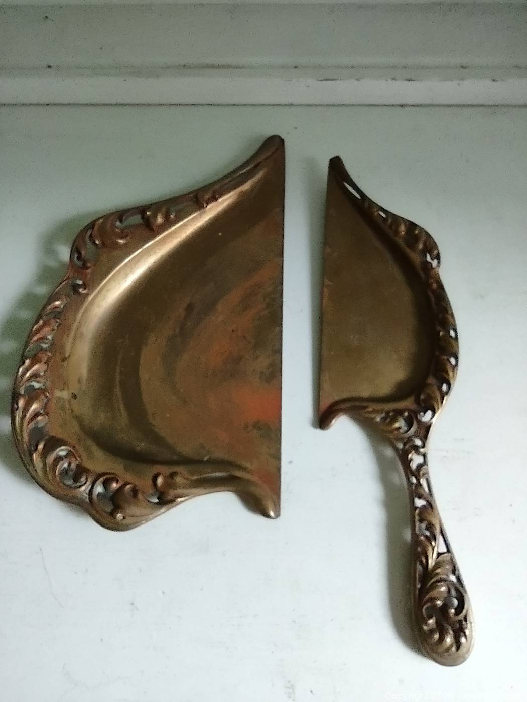Antique Brass Table Crumb Scraper Set | Maxsold