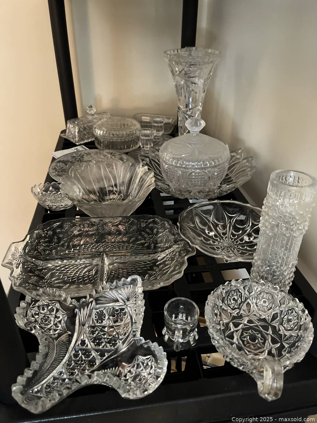 Crystal Glassware Collection | Maxsold
