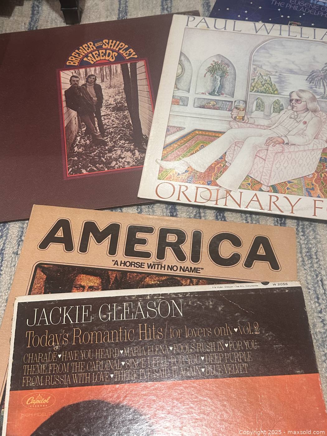 Assorted vintage vinyl LP record albums | Maxsold