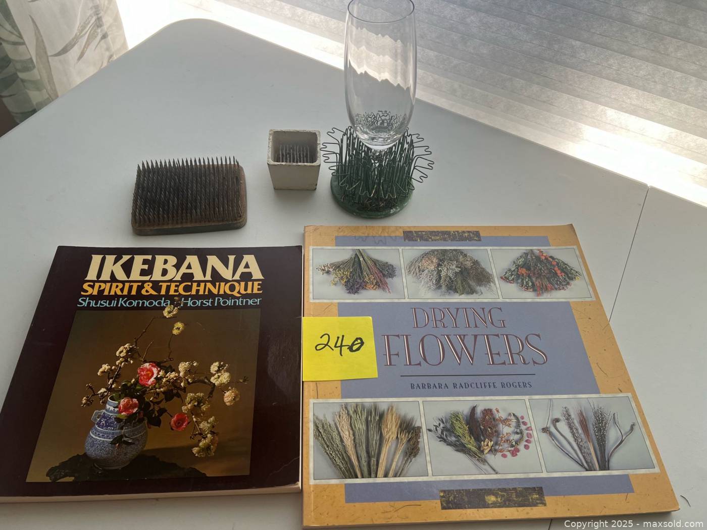 Kenzan flower holders and Ikebana books | Maxsold
