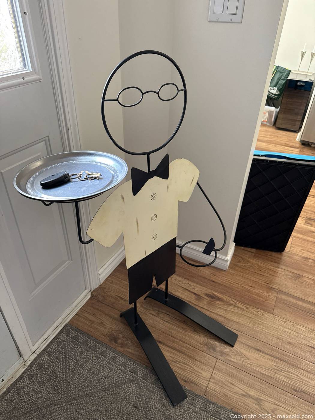 Whimsical Metal Butler Valet Stand With Tray 42" | Maxsold