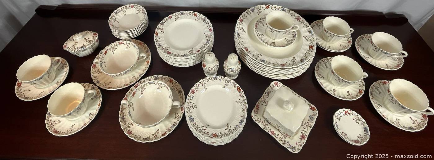 Copeland Spode Wicker Dale dinnerware & tea service | Maxsold