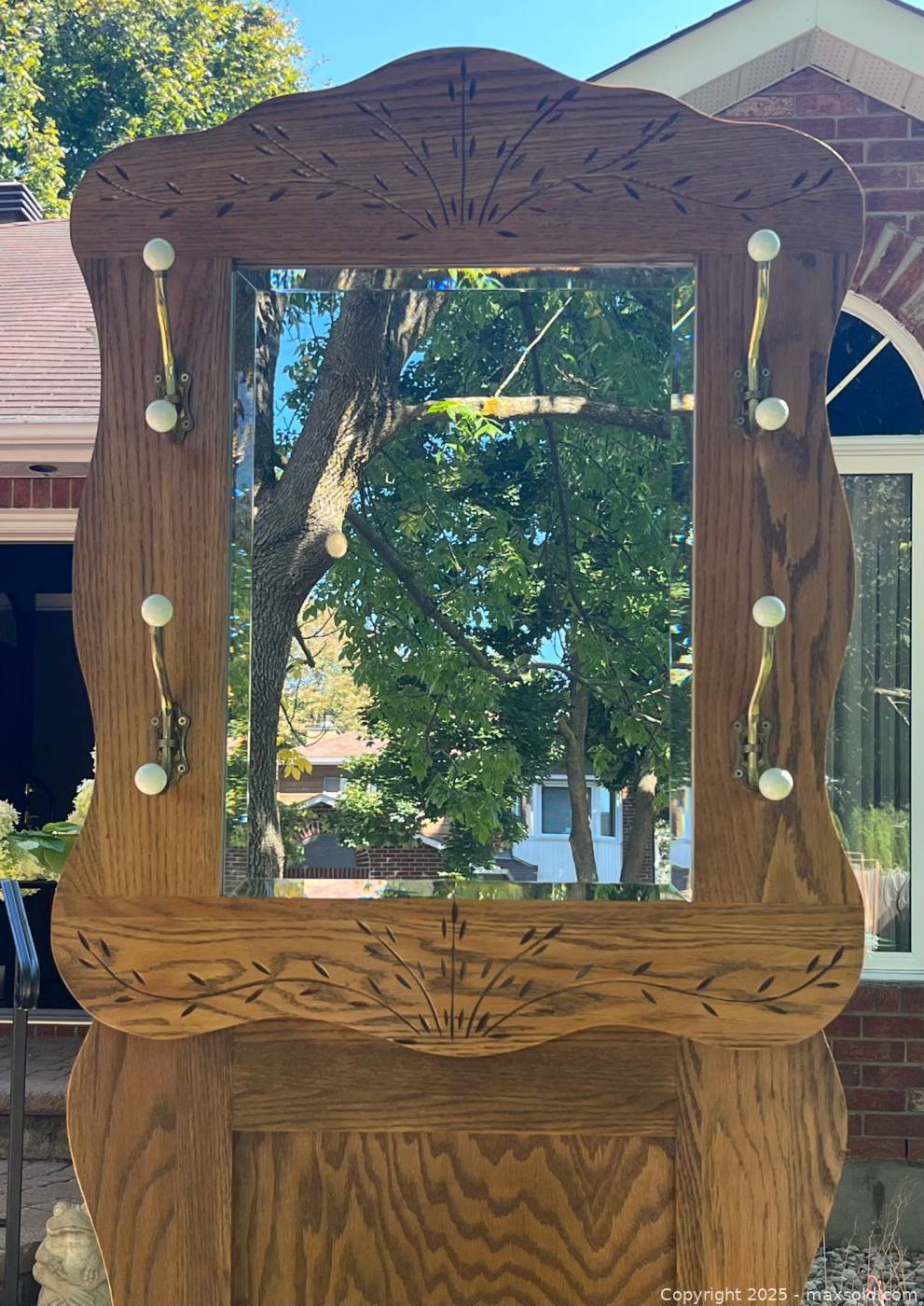 Solid oak hall tree bench with mirror & storage | Maxsold