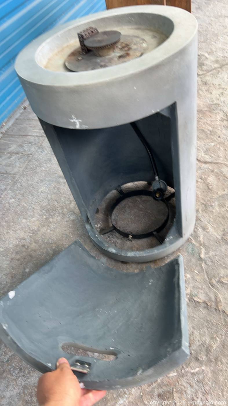 Propane cylindrical fire pit stand | Maxsold