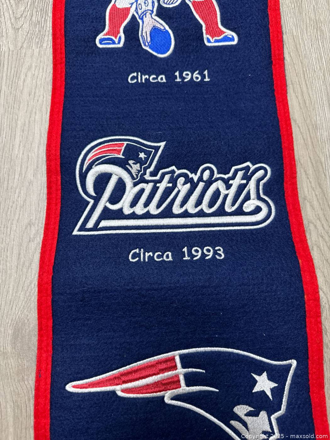 New England Patriots wool vertical banner | Maxsold
