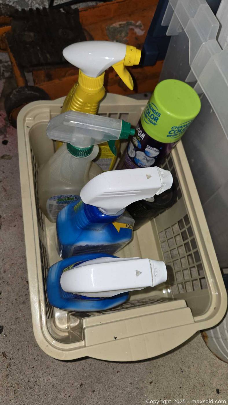 Hydraulic floor jack, cleaning sprays, chain, nails, hose, garage door ...