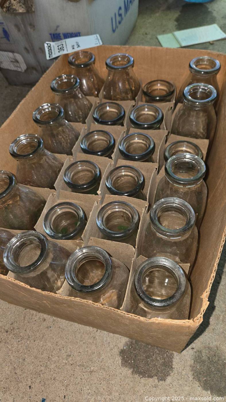 Clear Glass Milk And Cream Bottles In Divider Box | Maxsold