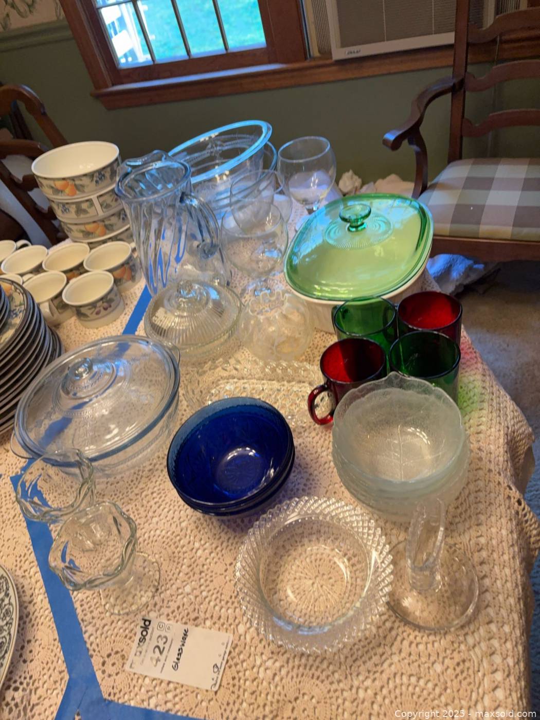 Fire-King and assorted glass kitchenware | Maxsold