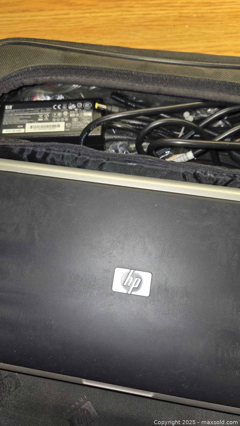 HP Deskjet 460 portable inkjet printer | Maxsold