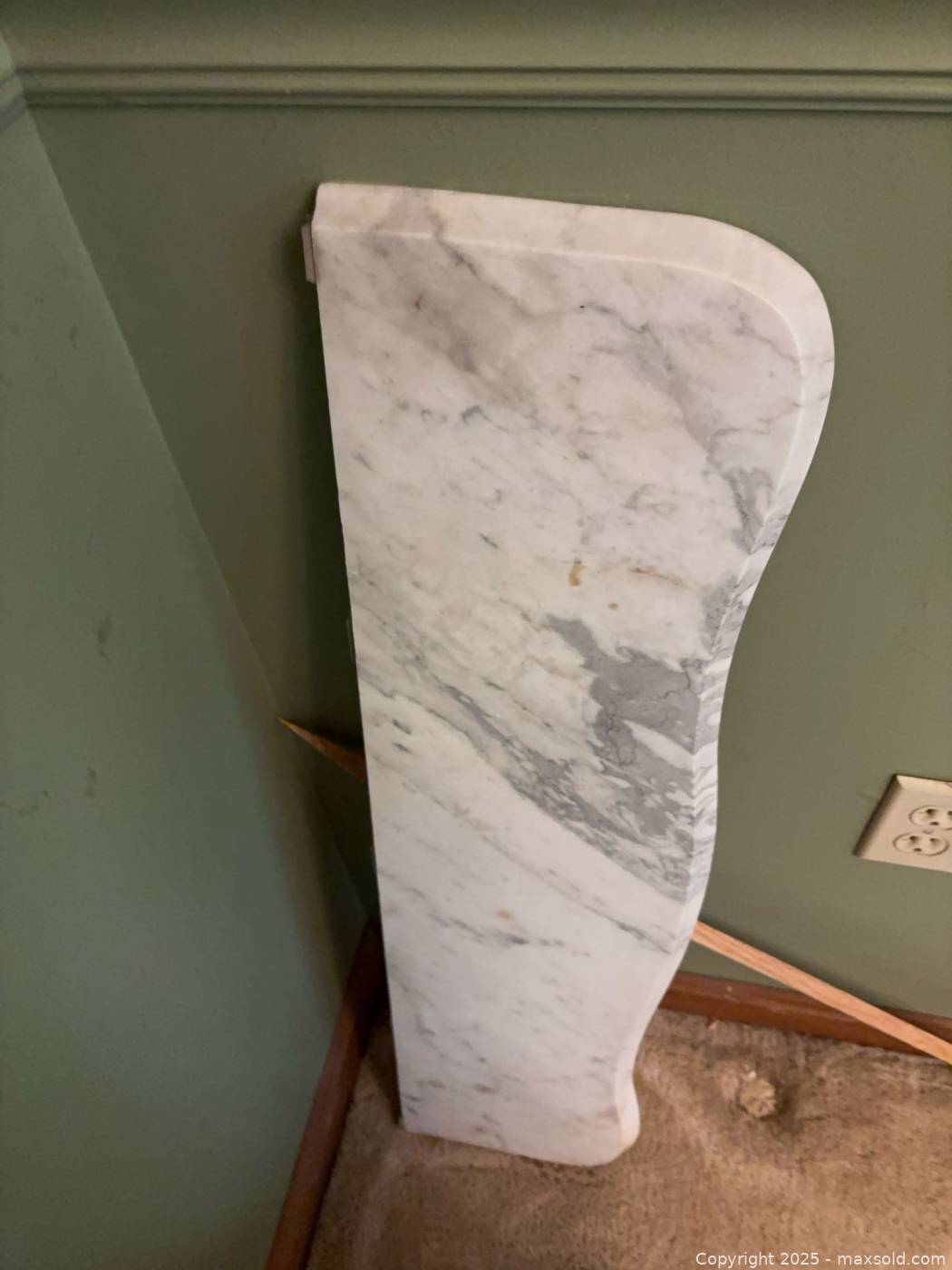 Pair of Carrara-Style Marble Shelves | Maxsold