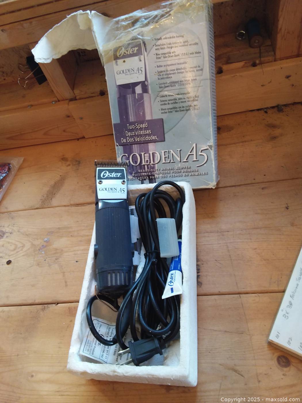 Oster Golden A5 Two-Speed Animal Clipper | Maxsold