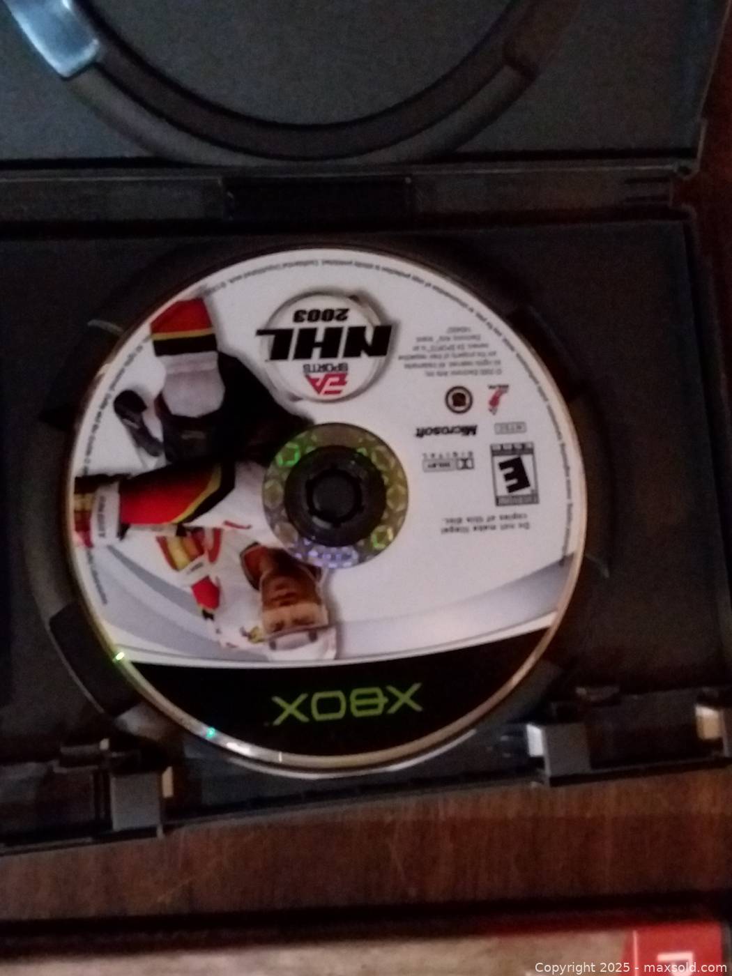 Xbox NHL 07 case with NHL 2005 disc | Maxsold