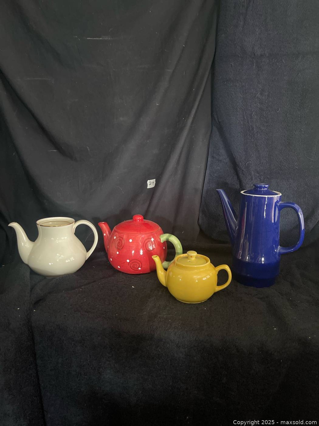 Assorted Ceramic Teapots and Coffee Pot | Maxsold