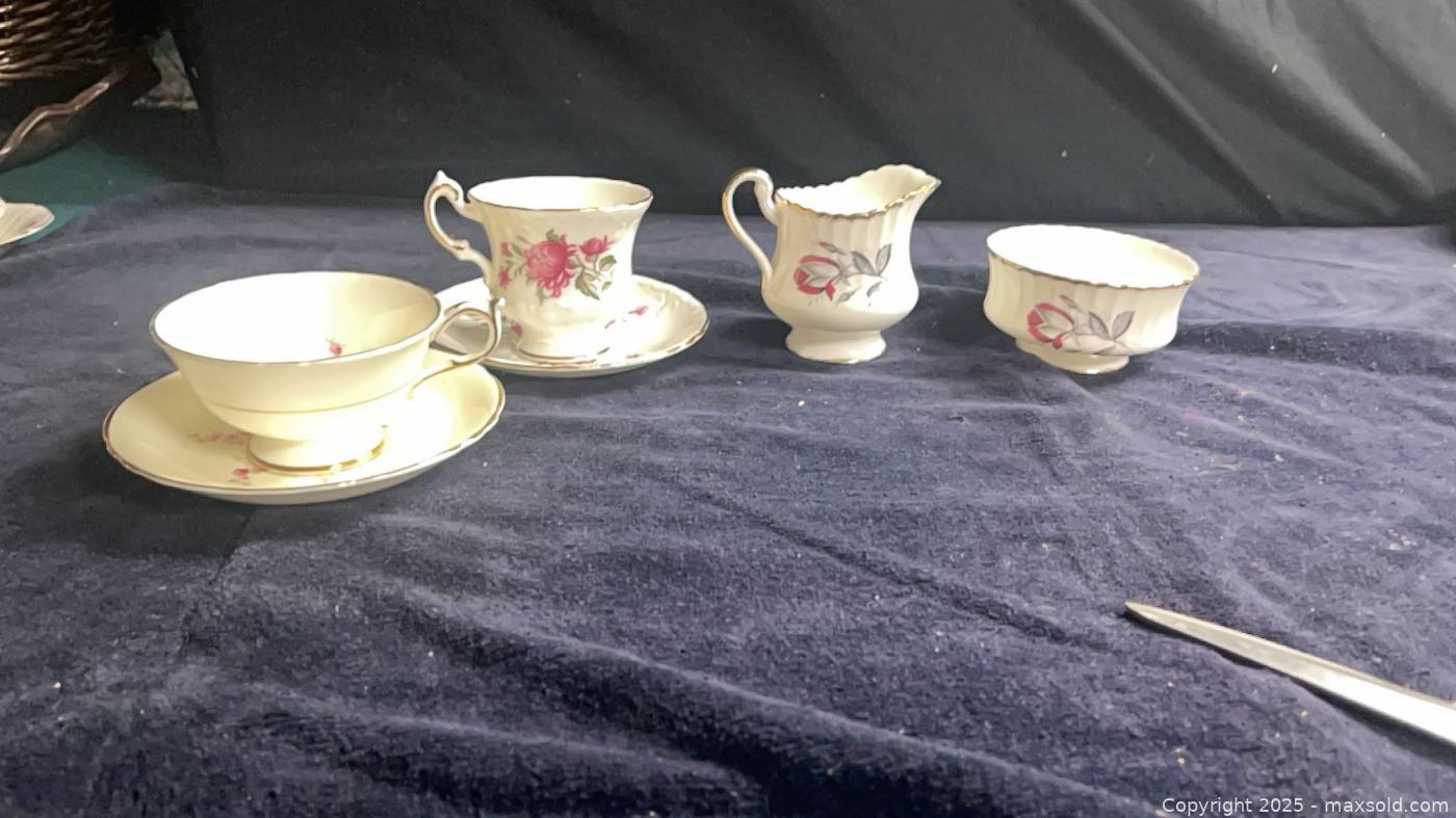 Paragon bone china floral tea service 6-piece | Maxsold