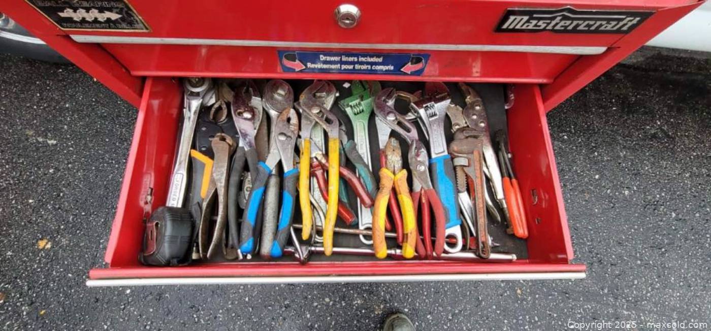 Mastercraft red 4-drawer steel toolbox with assorted hand tools | Maxsold