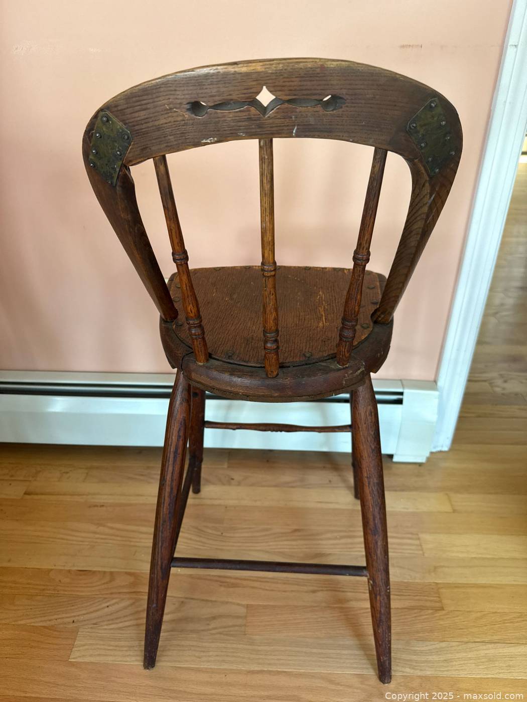 Vintage wooden spindle-back side chair | Maxsold