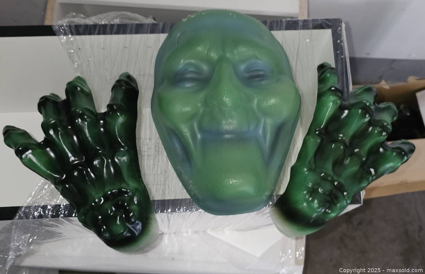 Floating ghoul witch Halloween decoration | Maxsold
