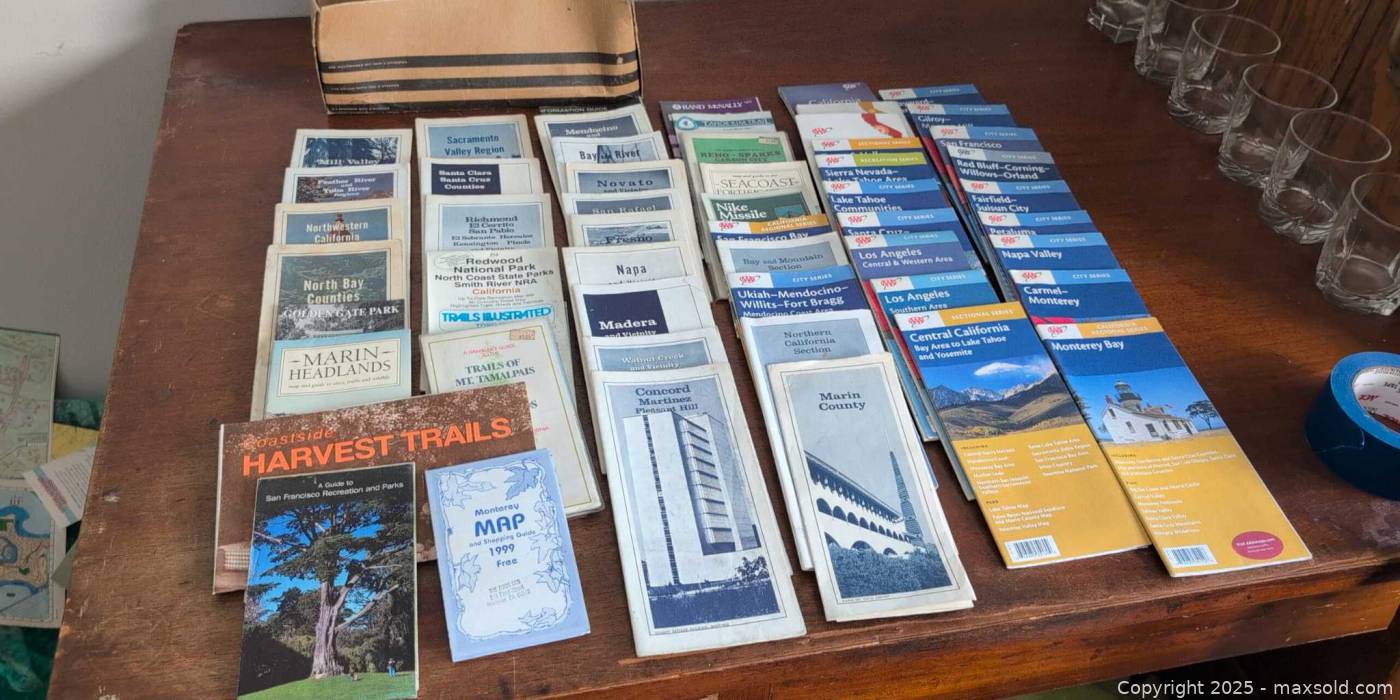 California road maps and park brochures ~50 | Maxsold