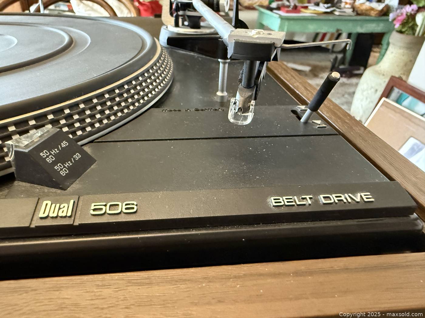 Dual 506 belt-drive turntable with dust cover | Maxsold