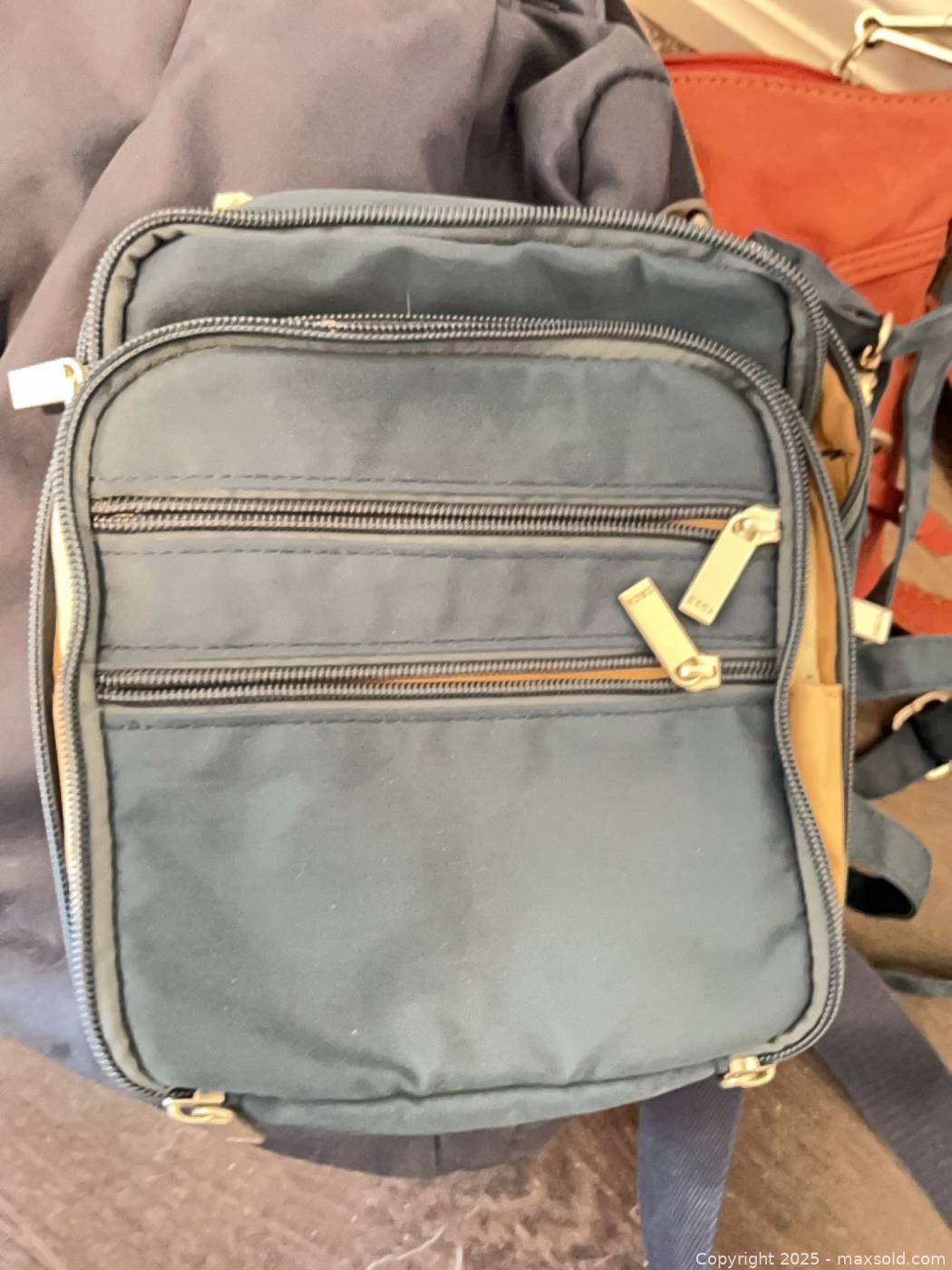 Backpack, Crossbody, Tote, Clutch and Messenger Bags | Maxsold