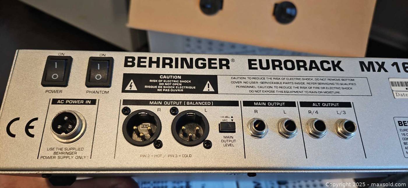 Behringer Eurorack MX1604A 16-Channel Mixer | Maxsold