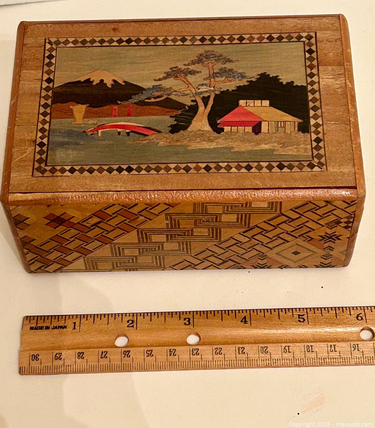Vintage Japanese Yosegi Puzzle Box | Maxsold