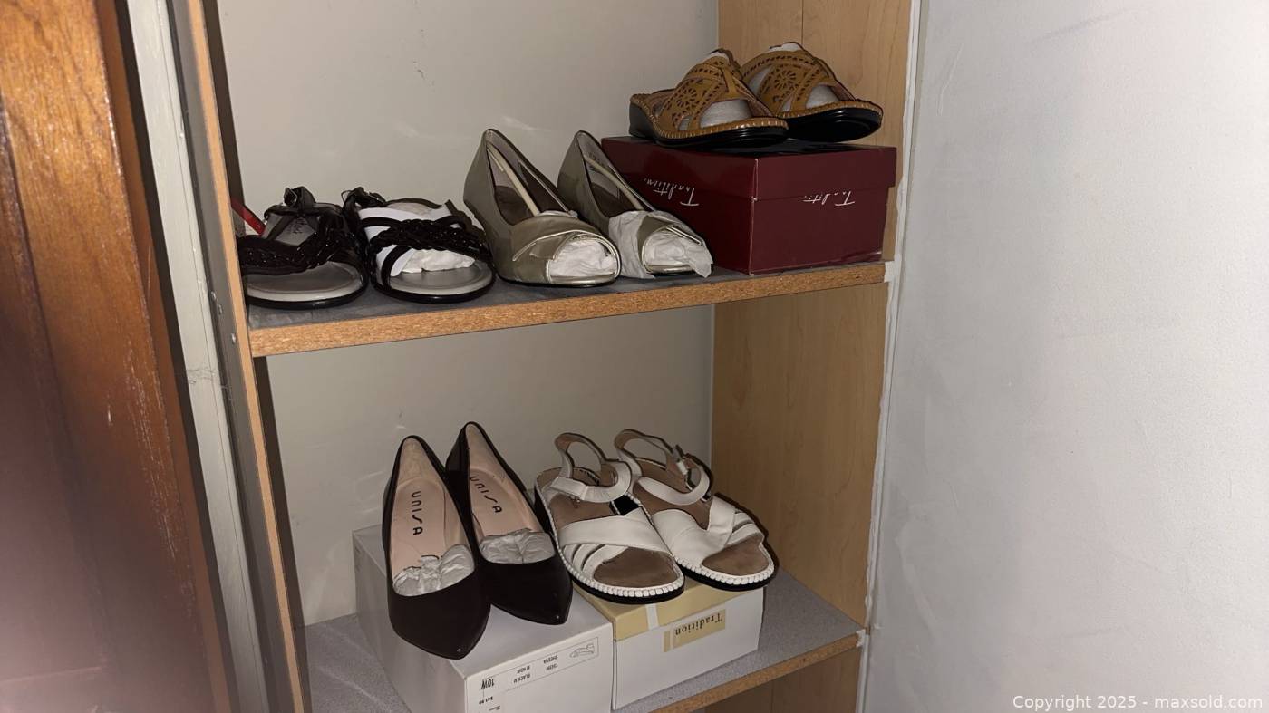 Ladies size 10 shoes lot | Maxsold