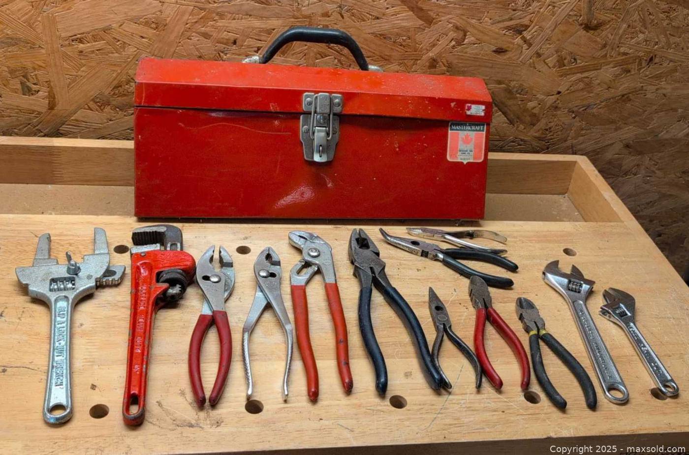 Mastercraft red metal toolbox with 11 hand tools | Maxsold